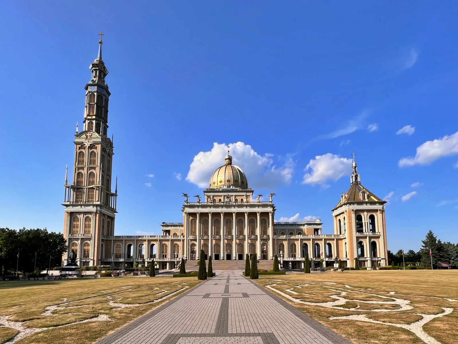 The largest church in Poland - Sanctuary of Our Lady of Licheń